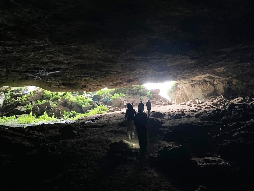 Kitum Cave – Abiri Kenya